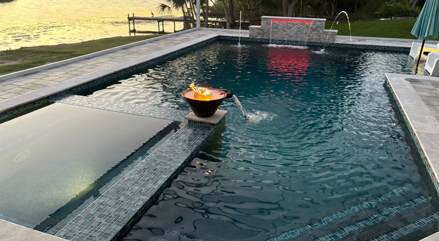 Custom Swimming Pools & Spas for Your Dream Home